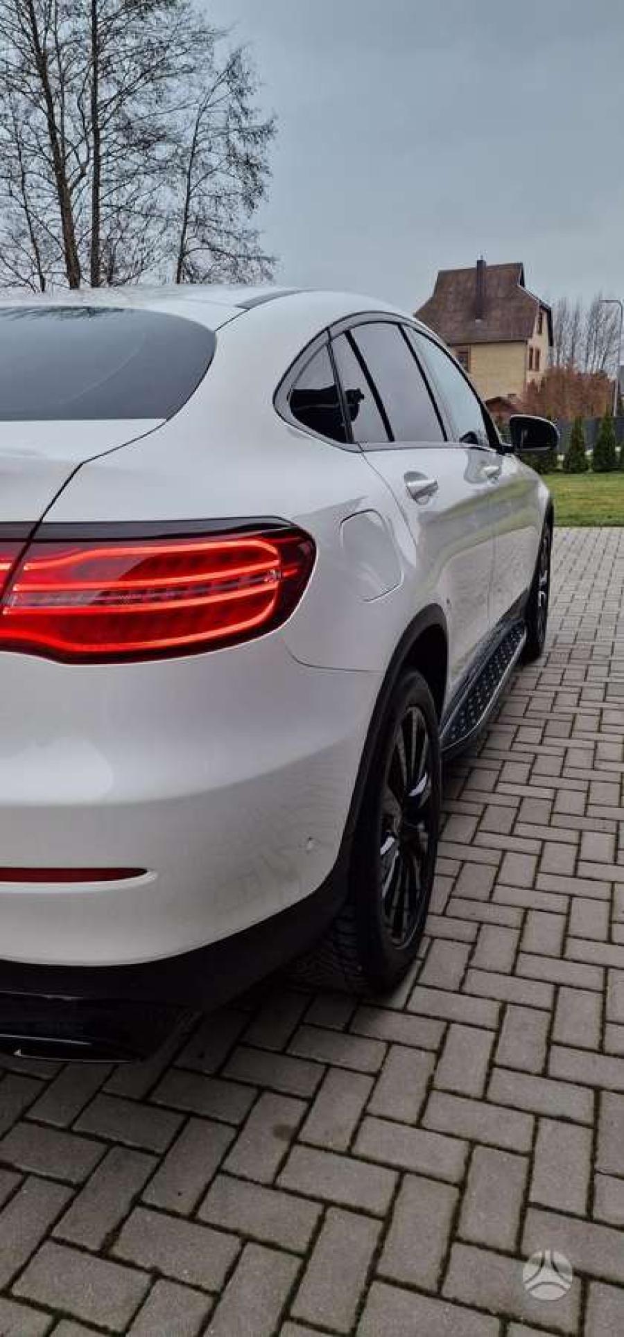 Balts Mercedes-Benz GLC 220 2017 Prienai, ar dzinēja tilpumu 2.10 L un nobraukumu 146 tūkst. km par 26900 €, foto 22 vietnē AUTOMOTO.COM.LV