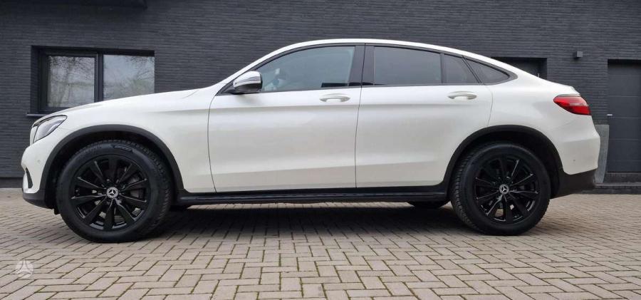 Balts Mercedes-Benz GLC 220 2017 Prienai, ar dzinēja tilpumu 2.10 L un nobraukumu 146 tūkst. km par 26900 €, foto 34 vietnē AUTOMOTO.COM.LV