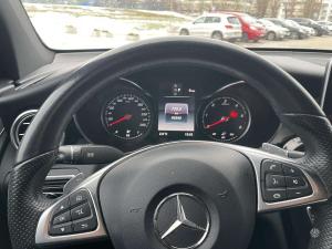 White Mercedes-Benz GLC 220 2019 in Jonava, with an engine capacity of 2.14 L and mileage of 118 thousand km for 32999 €, photo 11 on AUTOMOTO.COM.LV
