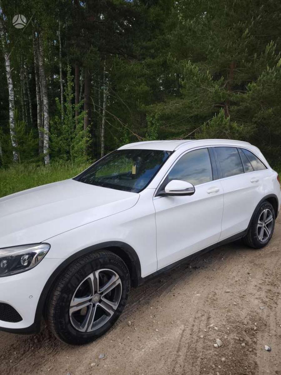 Balts Mercedes-Benz GLC 220 2015 Klaipėda, ar dzinēja tilpumu 2.14 L un nobraukumu 196 tūkst. km par 16300 €, foto 3 vietnē AUTOMOTO.COM.LV