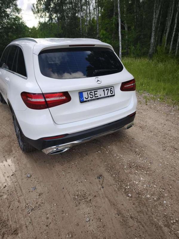 Balts Mercedes-Benz GLC 220 2015 Klaipėda, ar dzinēja tilpumu 2.14 L un nobraukumu 196 tūkst. km par 16300 €, foto 3 vietnē AUTOMOTO.COM.LV