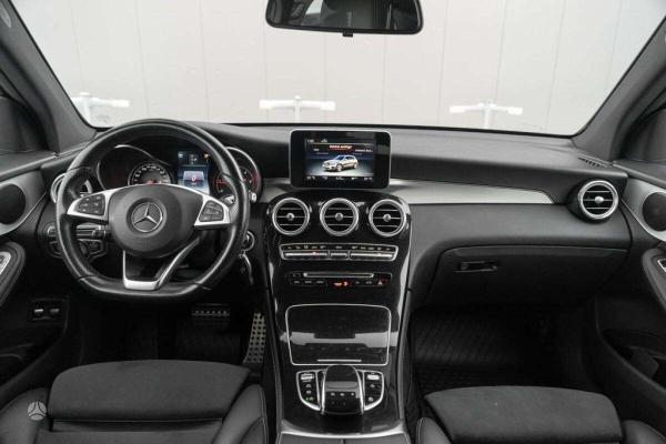 White Mercedes-Benz GLC 220 2016 in Vilnius, with an engine capacity of 2.20 L and mileage of 139 thousand km for 22100 €, photo 10 on AUTOMOTO.COM.LV