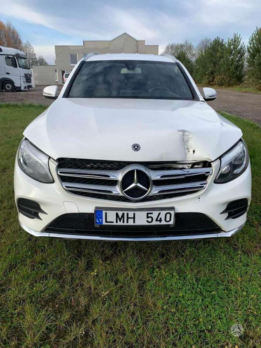 Balts Mercedes-Benz GLC 220 2016 Alīta, ar dzinēja tilpumu 0.22 L un nobraukumu 213 tūkst. km par 11000 €, foto 1 vietnē AUTOMOTO.COM.LV