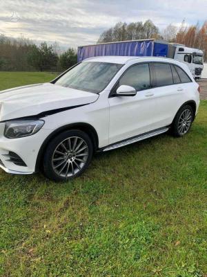 Balts Mercedes-Benz GLC 220 2016 Alīta, ar dzinēja tilpumu 0.22 L un nobraukumu 213 tūkst. km par 11000 €, foto 8 vietnē AUTOMOTO.COM.LV
