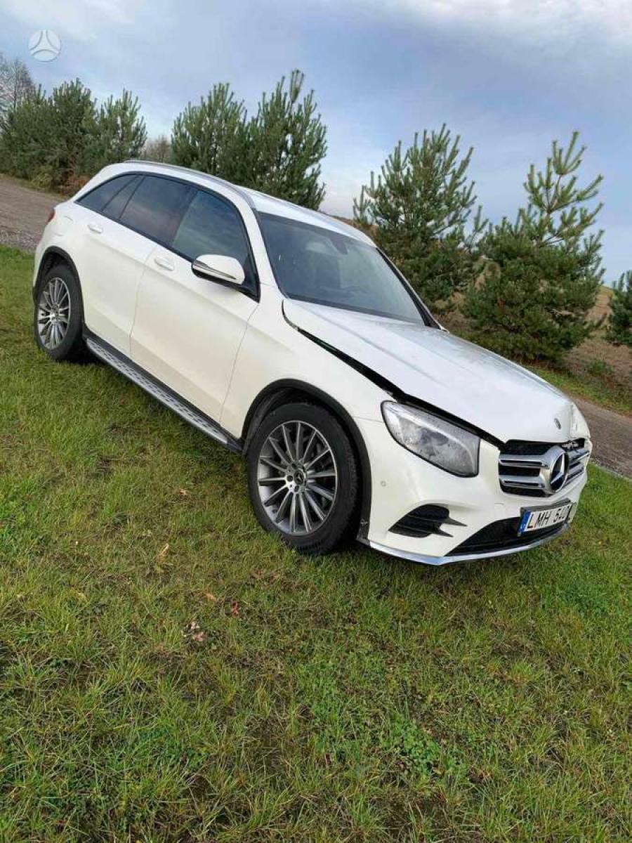 Balts Mercedes-Benz GLC 220 2016 Alīta, ar dzinēja tilpumu 0.22 L un nobraukumu 213 tūkst. km par 11000 €, foto 9 vietnē AUTOMOTO.COM.LV