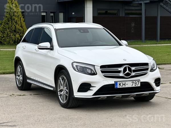 White Mercedes-Benz GLC 220 2016 in Riga, with an engine capacity of 2.20 L and mileage of 179 thousand km for 22590 €, photo 1 on AUTOMOTO.COM.LV