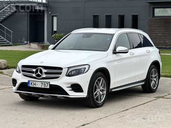 White Mercedes-Benz GLC 220 2016 in Riga, with an engine capacity of 2.20 L and mileage of 179 thousand km for 22590 €, photo 4 on AUTOMOTO.COM.LV