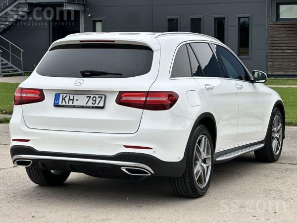 White Mercedes-Benz GLC 220 2016 in Riga, with an engine capacity of 2.20 L and mileage of 179 thousand km for 22590 €, photo 10 on AUTOMOTO.COM.LV