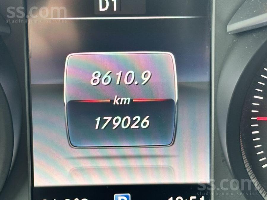 Белый Мерседес ГЛЦ 220 2016 в Рига, объемом двигателя 2.20 л и пробегом 179 тыс. км за 22590 €, фото 19 на AUTOMOTO.COM.LV