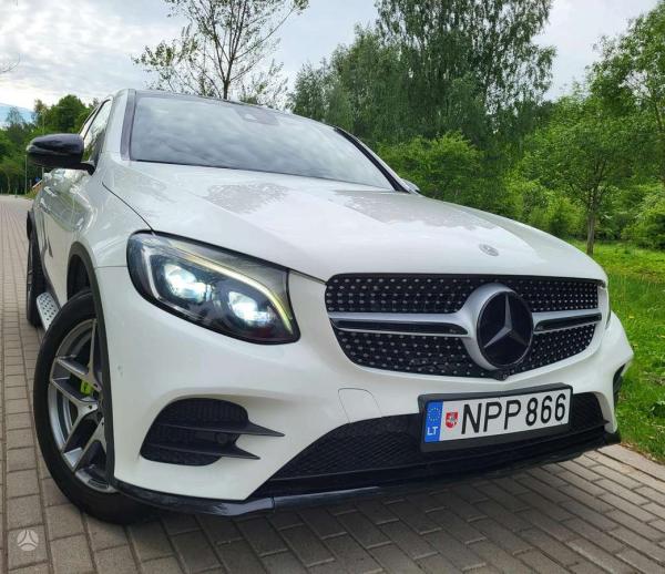 Balts Mercedes-Benz GLC 220 2017 Šauļi, ar dzinēja tilpumu 2.20 L un nobraukumu 225 tūkst. km par 24500 €, foto 3 vietnē AUTOMOTO.COM.LV