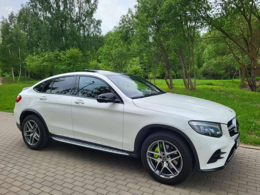 Balts Mercedes-Benz GLC 220 2017 Šauļi, ar dzinēja tilpumu 2.20 L un nobraukumu 225 tūkst. km par 24500 €, foto 5 vietnē AUTOMOTO.COM.LV