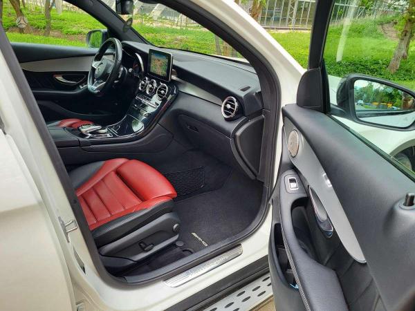 Balts Mercedes-Benz GLC 220 2017 Šauļi, ar dzinēja tilpumu 2.20 L un nobraukumu 225 tūkst. km par 24500 €, foto 9 vietnē AUTOMOTO.COM.LV
