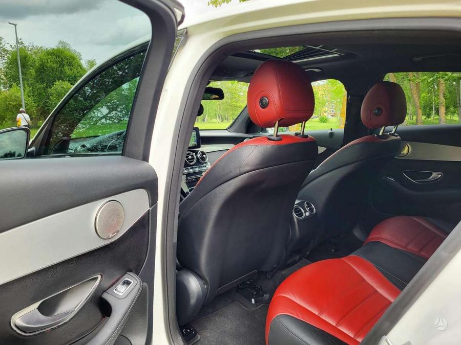 Balts Mercedes-Benz GLC 220 2017 Šauļi, ar dzinēja tilpumu 2.20 L un nobraukumu 225 tūkst. km par 24500 €, foto 12 vietnē AUTOMOTO.COM.LV