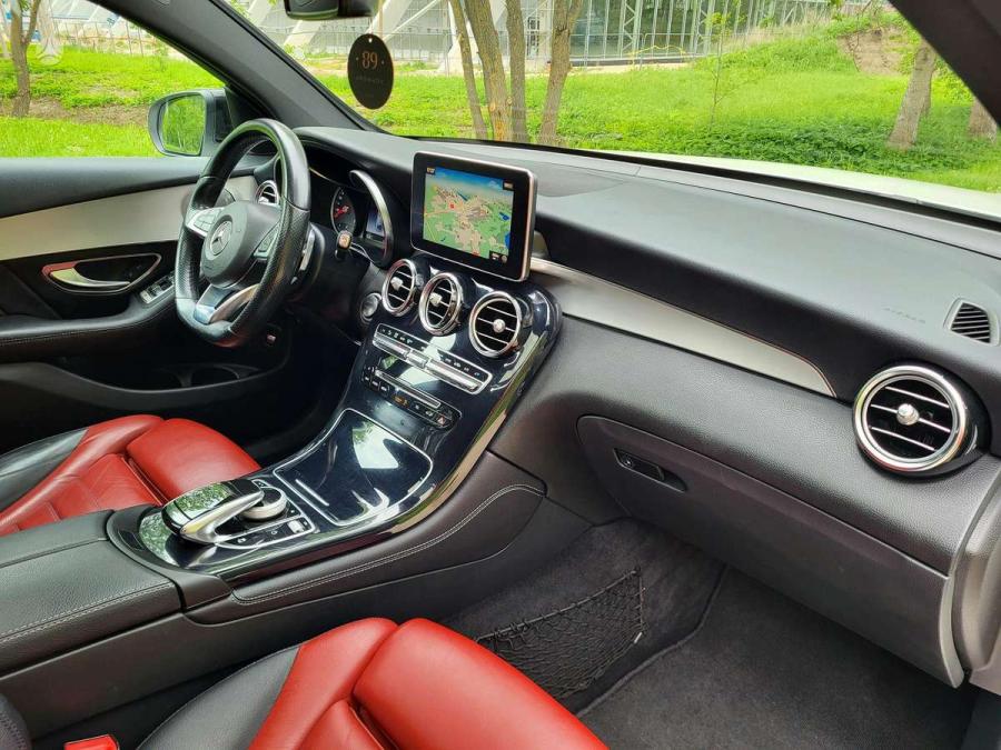 Balts Mercedes-Benz GLC 220 2017 Šauļi, ar dzinēja tilpumu 2.20 L un nobraukumu 225 tūkst. km par 24500 €, foto 21 vietnē AUTOMOTO.COM.LV