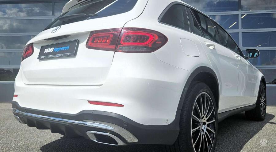 Balts Mercedes-Benz GLC 220 2019 Klaipėda, ar dzinēja tilpumu 1.95 L un nobraukumu 215 tūkst. km par 29500 €, foto 14 vietnē AUTOMOTO.COM.LV