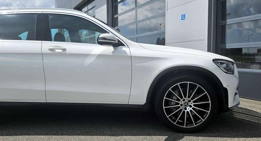 Balts Mercedes-Benz GLC 220 2019 Klaipėda, ar dzinēja tilpumu 1.95 L un nobraukumu 215 tūkst. km par 29500 €, foto 15 vietnē AUTOMOTO.COM.LV
