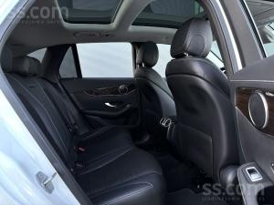 Balts Mercedes-Benz GLC 220 2020 Rīga, ar dzinēja tilpumu 2.20 L un nobraukumu 200 tūkst. km par 45500 €, foto 9 vietnē AUTOMOTO.COM.LV