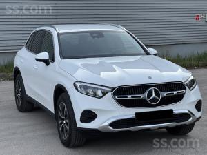 White Mercedes-Benz GLC 220 2023 in Riga, with an engine capacity of 2.00 L and mileage of 5 thousand km for 46800 €, photo 4 on AUTOMOTO.COM.LV