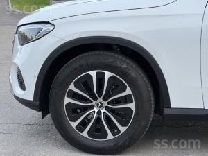 White Mercedes-Benz GLC 220 2023 in Riga, with an engine capacity of 2.00 L and mileage of 5 thousand km for 46800 €, photo 12 on AUTOMOTO.COM.LV