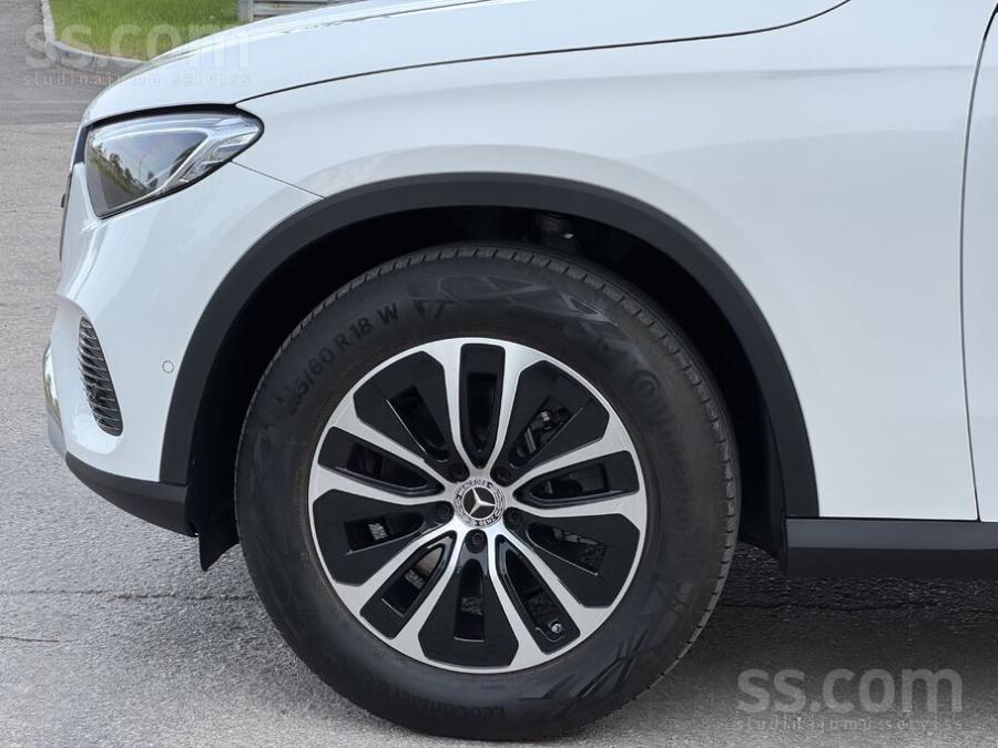 White Mercedes-Benz GLC 220 2023 in Riga, with an engine capacity of 2.00 L and mileage of 5 thousand km for 46800 €, photo 12 on AUTOMOTO.COM.LV