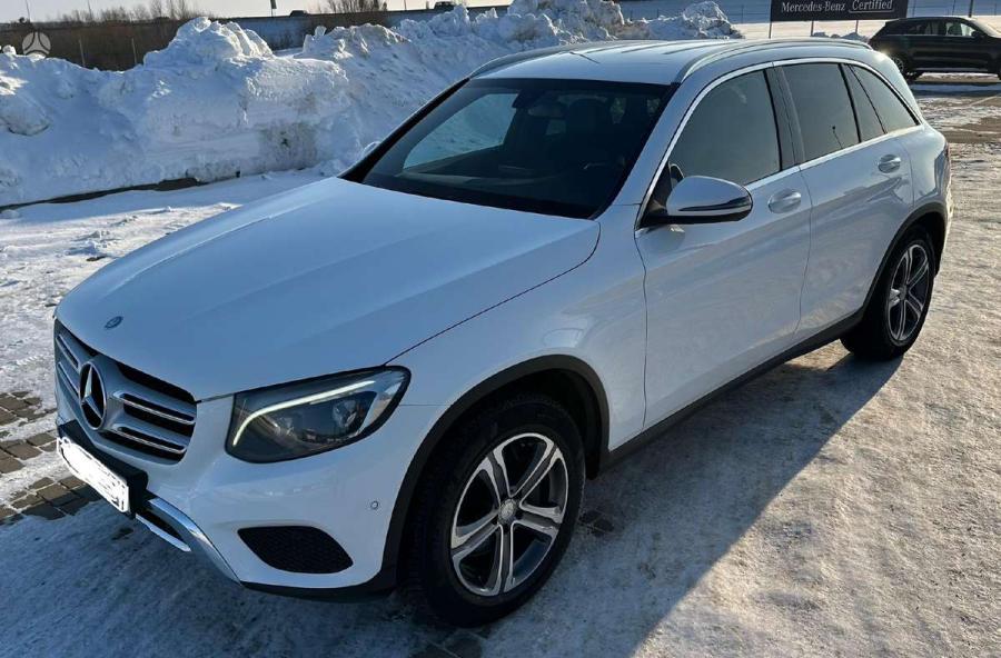 Balts Mercedes-Benz GLC 220 2015 Klaipėda, ar dzinēja tilpumu 2.20 L un nobraukumu 193 tūkst. km par 15800 €, foto 1 vietnē AUTOMOTO.COM.LV