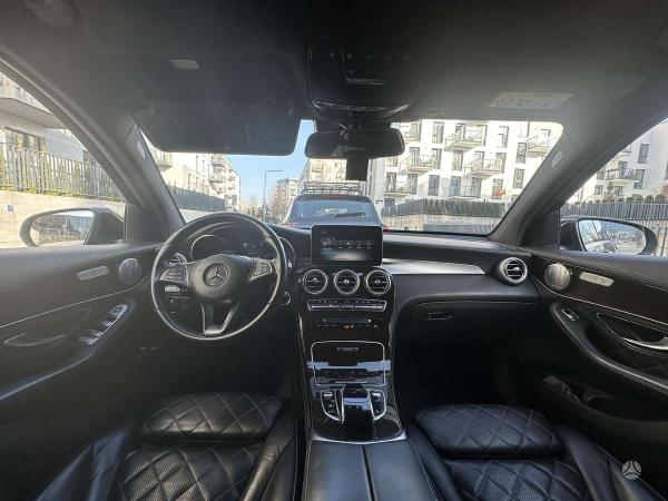 Black Mercedes-Benz GLC 250 2015 in Vilnius, with an engine capacity of 0.00 L and mileage of 310 thousand km for 18500 €, photo 8 on AUTOMOTO.COM.LV