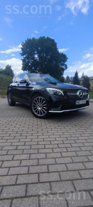 Melns Mercedes-Benz GLC 250 2015 Daugavpils, ar dzinēja tilpumu 2.20 L un nobraukumu 322 tūkst. km par 17500 €, foto  vietnē AUTOMOTO.COM.LV