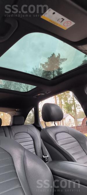 Melns Mercedes-Benz GLC 250 2015 Daugavpils, ar dzinēja tilpumu 2.20 L un nobraukumu 322 tūkst. km par 17500 €, foto 3 vietnē AUTOMOTO.COM.LV