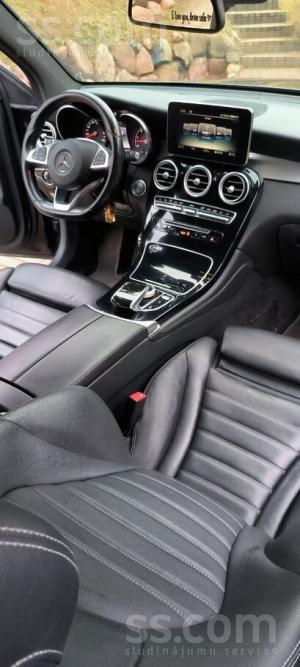 Melns Mercedes-Benz GLC 250 2015 Daugavpils, ar dzinēja tilpumu 2.20 L un nobraukumu 322 tūkst. km par 17500 €, foto 7 vietnē AUTOMOTO.COM.LV