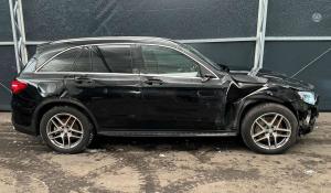 Melns Mercedes-Benz GLC 250 2016 Vievis, ar dzinēja tilpumu 2.14 L un nobraukumu 240 tūkst. km par 8000 €, foto 2 vietnē AUTOMOTO.COM.LV