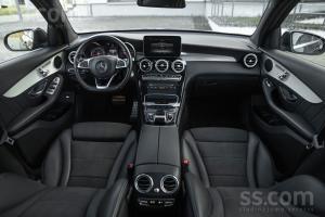 Black Mercedes-Benz GLC 250 2016 in Tukums, with an engine capacity of 2.20 L and mileage of 211 thousand km for 21500 €, photo 11 on AUTOMOTO.COM.LV