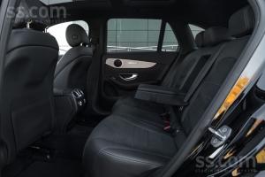 Black Mercedes-Benz GLC 250 2016 in Tukums, with an engine capacity of 2.20 L and mileage of 211 thousand km for 21500 €, photo 14 on AUTOMOTO.COM.LV