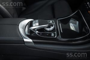 Black Mercedes-Benz GLC 250 2016 in Tukums, with an engine capacity of 2.20 L and mileage of 211 thousand km for 21500 €, photo 24 on AUTOMOTO.COM.LV