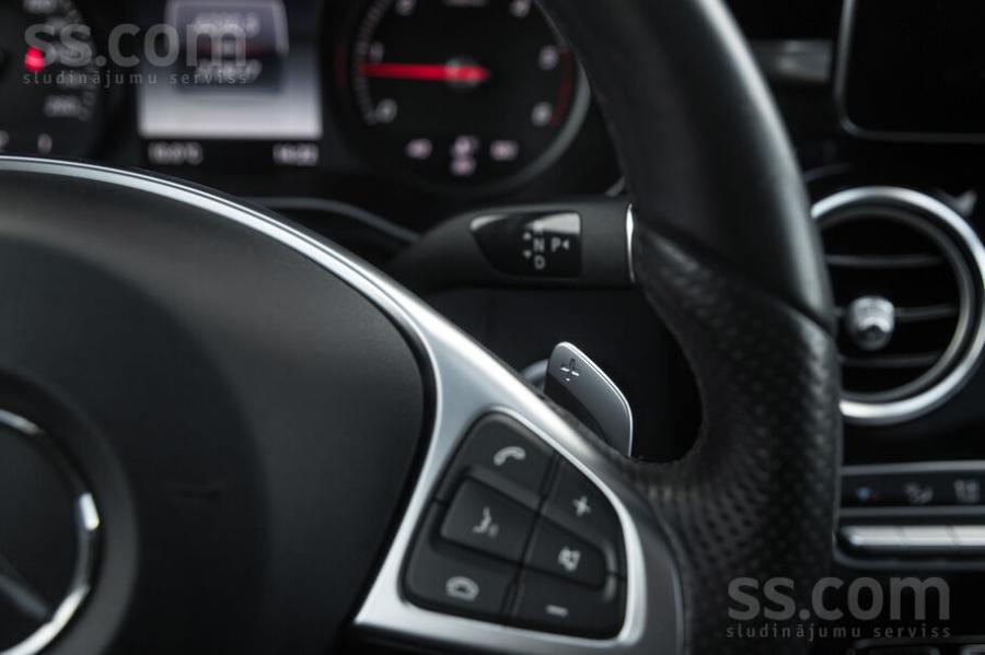 Black Mercedes-Benz GLC 250 2016 in Tukums, with an engine capacity of 2.20 L and mileage of 211 thousand km for 21500 €, photo 32 on AUTOMOTO.COM.LV
