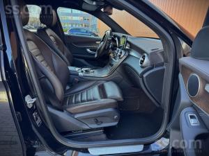 Melns Mercedes-Benz GLC 250 2016 Jūrmala, ar dzinēja tilpumu 2.20 L un nobraukumu 267 tūkst. km par 19990 €, foto 29 vietnē AUTOMOTO.COM.LV