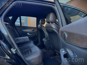 Melns Mercedes-Benz GLC 250 2016 Jūrmala, ar dzinēja tilpumu 2.20 L un nobraukumu 267 tūkst. km par 19990 €, foto 32 vietnē AUTOMOTO.COM.LV