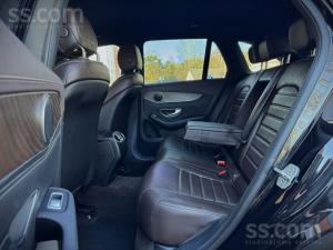 Melns Mercedes-Benz GLC 250 2016 Jūrmala, ar dzinēja tilpumu 2.20 L un nobraukumu 267 tūkst. km par 19990 €, foto 33 vietnē AUTOMOTO.COM.LV