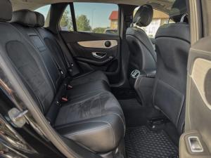 Black Mercedes-Benz GLC 250 2016 in Riga, with an engine capacity of 2.20 L and mileage of 221 thousand km for 20300 €, photo 9 on AUTOMOTO.COM.LV