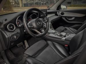 Black Mercedes-Benz GLC 250 2016 in Riga, with an engine capacity of 2.20 L and mileage of 221 thousand km for 20300 €, photo 16 on AUTOMOTO.COM.LV