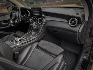 Black Mercedes-Benz GLC 250 2016 in Riga, with an engine capacity of 2.20 L and mileage of 221 thousand km for 20300 €, photo 27 on AUTOMOTO.COM.LV