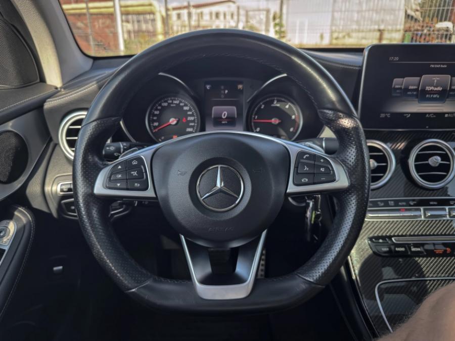 Black Mercedes-Benz GLC 250 2016 in Riga, with an engine capacity of 2.20 L and mileage of 221 thousand km for 20300 €, photo 42 on AUTOMOTO.COM.LV