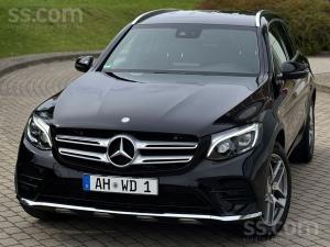 Black Mercedes-Benz GLC 250 2016 in Riga, with an engine capacity of 2.20 L and mileage of 232 thousand km for 19950 €, photo 4 on AUTOMOTO.COM.LV