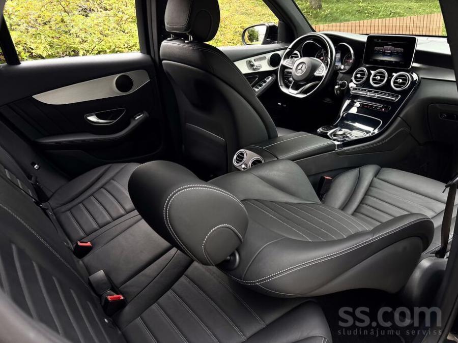 Black Mercedes-Benz GLC 250 2016 in Riga, with an engine capacity of 2.20 L and mileage of 232 thousand km for 19950 €, photo 7 on AUTOMOTO.COM.LV