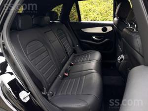 Black Mercedes-Benz GLC 250 2016 in Riga, with an engine capacity of 2.20 L and mileage of 232 thousand km for 19950 €, photo 8 on AUTOMOTO.COM.LV