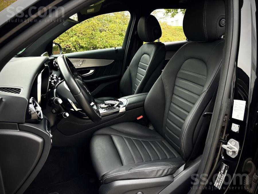 Black Mercedes-Benz GLC 250 2016 in Riga, with an engine capacity of 2.20 L and mileage of 232 thousand km for 19950 €, photo 10 on AUTOMOTO.COM.LV