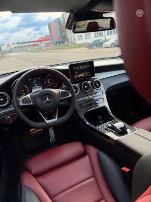 Melns Mercedes-Benz GLC 250 2017 Telšiai, ar dzinēja tilpumu 2.14 L un nobraukumu 180 tūkst. km par 14800 €, foto 16 vietnē AUTOMOTO.COM.LV