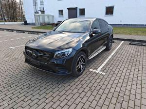 Melns Mercedes-Benz GLC 250 2017 Jurbarkas, ar dzinēja tilpumu 2.14 L un nobraukumu 254 tūkst. km par 22700 €, foto  vietnē AUTOMOTO.COM.LV