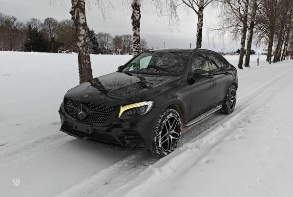 Melns Mercedes-Benz GLC 250 2017 Jurbarkas, ar dzinēja tilpumu 2.20 L un nobraukumu 254 tūkst. km par 22700 €, foto 2 vietnē AUTOMOTO.COM.LV