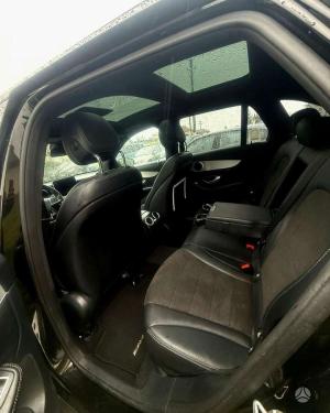 Black Mercedes-Benz GLC 250 2017 in Vilnius, with an engine capacity of 2.14 L and mileage of 245 thousand km for 18750 €, photo 8 on AUTOMOTO.COM.LV