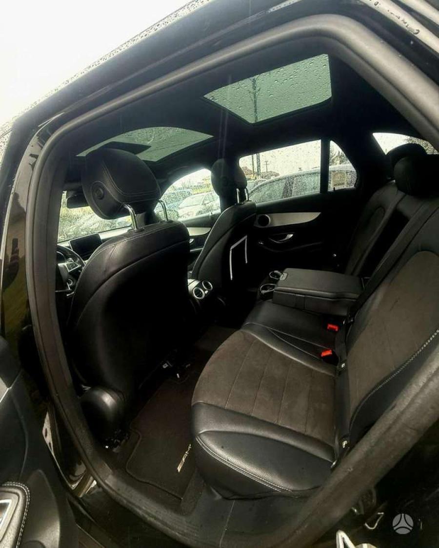 Black Mercedes-Benz GLC 250 2017 in Vilnius, with an engine capacity of 2.14 L and mileage of 245 thousand km for 18750 €, photo 8 on AUTOMOTO.COM.LV